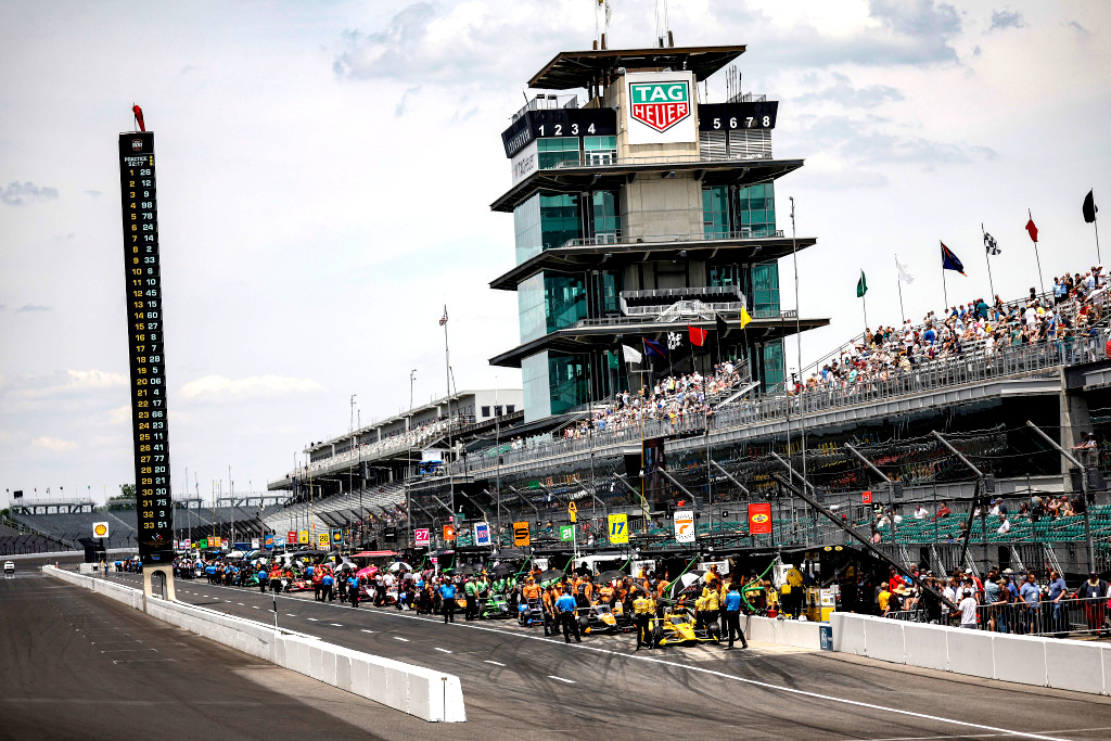Indy 500 track drying underway, Indianapolis blackout lifted | RACER