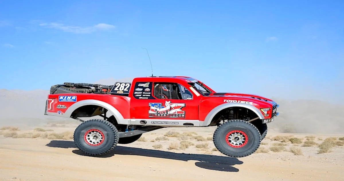 Fox, Jones lead tight battles at NORRA Mexican 1000 | RACER