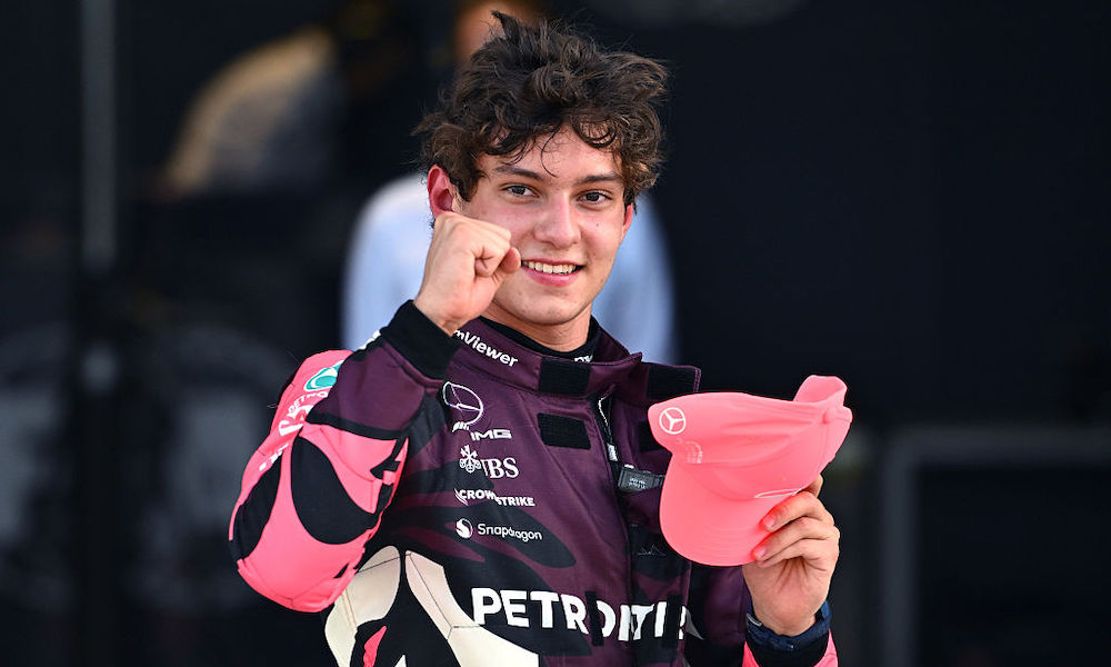 Antonelli breaks F1 age record to take Miami Sprint pole | RACER