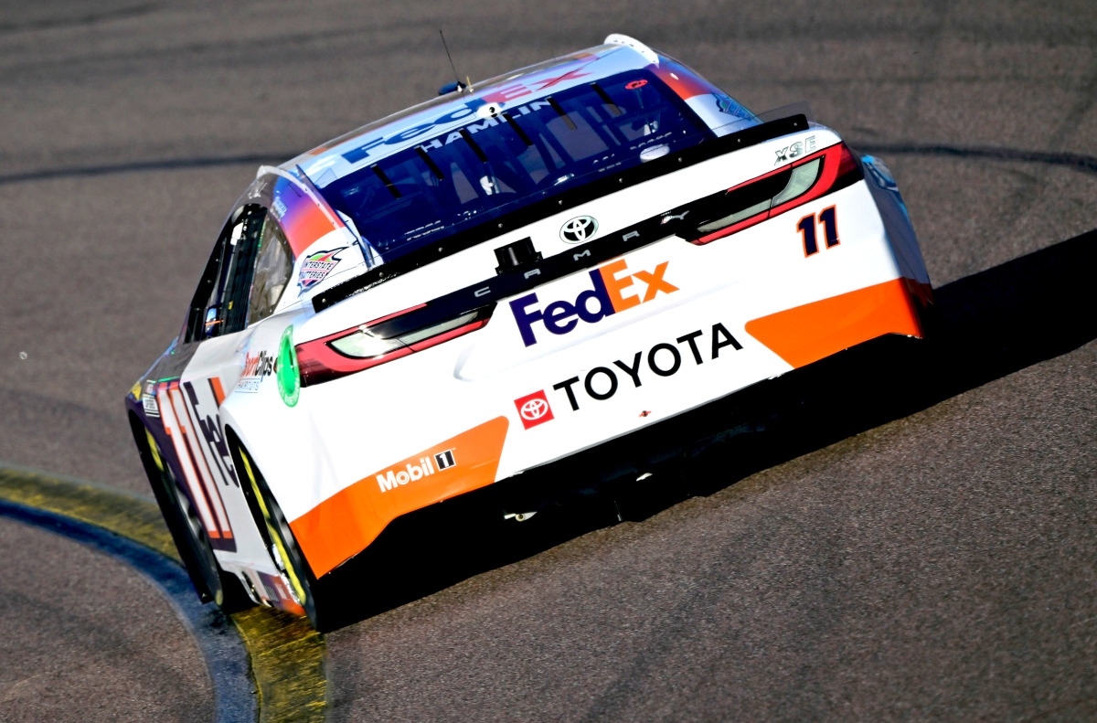 Hamlin, FedEx exchange goodbyes ahead of Cup finale at Phoenix | RACER