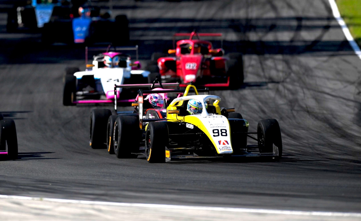 Elkin, Wheldon split USF Juniors wins at Road America | RACER