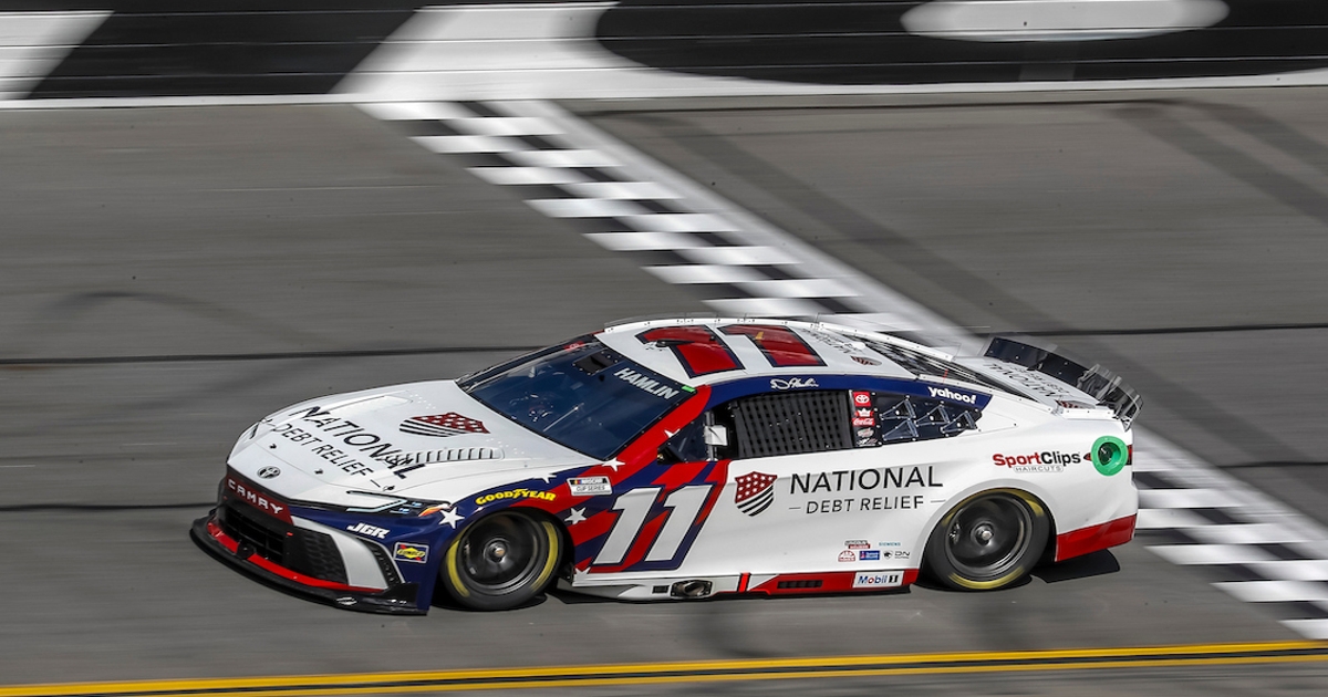 Hamlin tops the times in Daytona 500 practice | RACER
