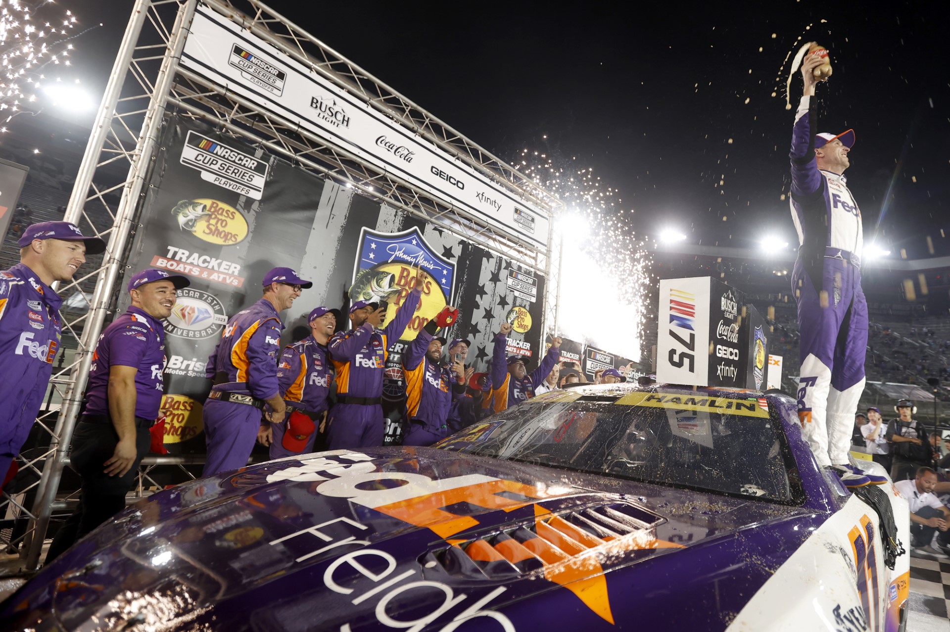 Hamlin handily wins Bristol, Logano eliminated from playoffs | RACER