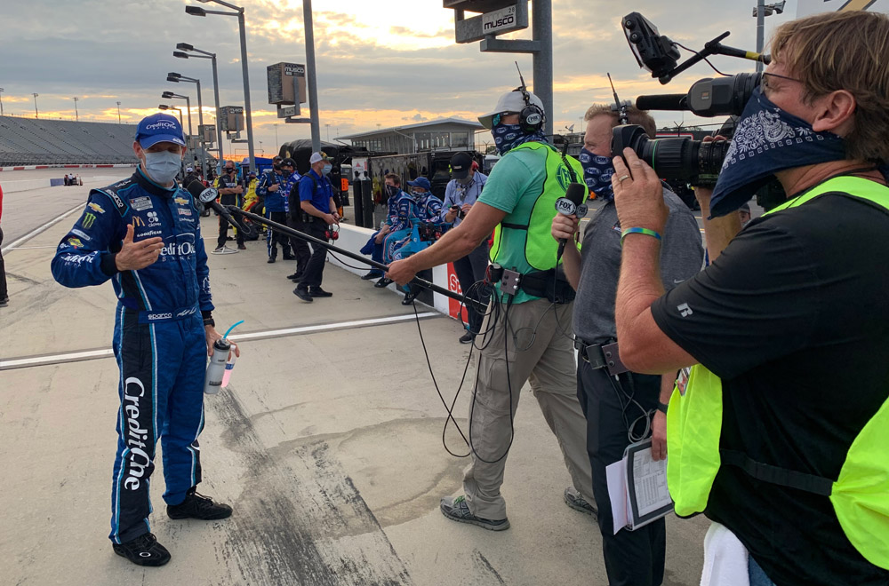 Fox reporters adapting to the challenges of COVID-19 era racing | RACER