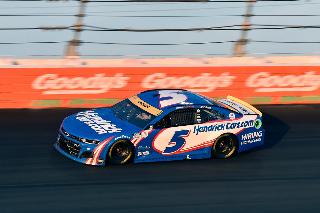 Larson to lead Richmond field | RACER