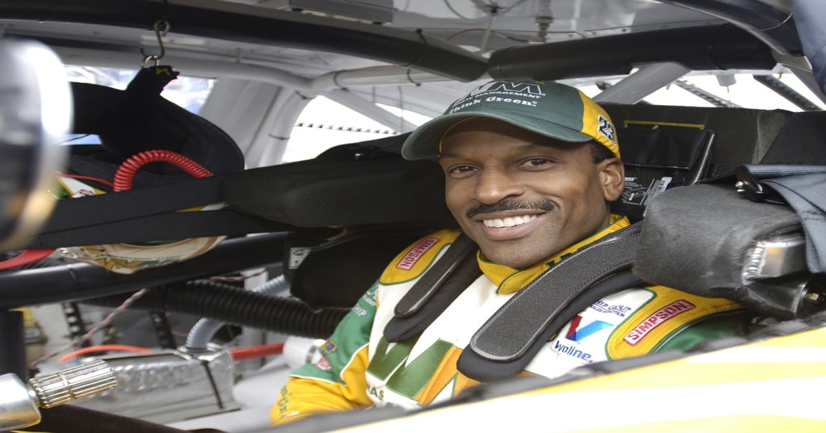 Bill Lester says the time is right, on several levels, for his NASCAR ...