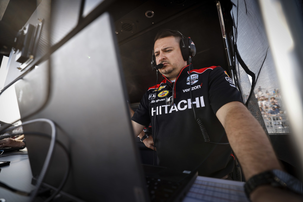 Penske engineer Luke Mason finds immortality in only his sixth race | RACER