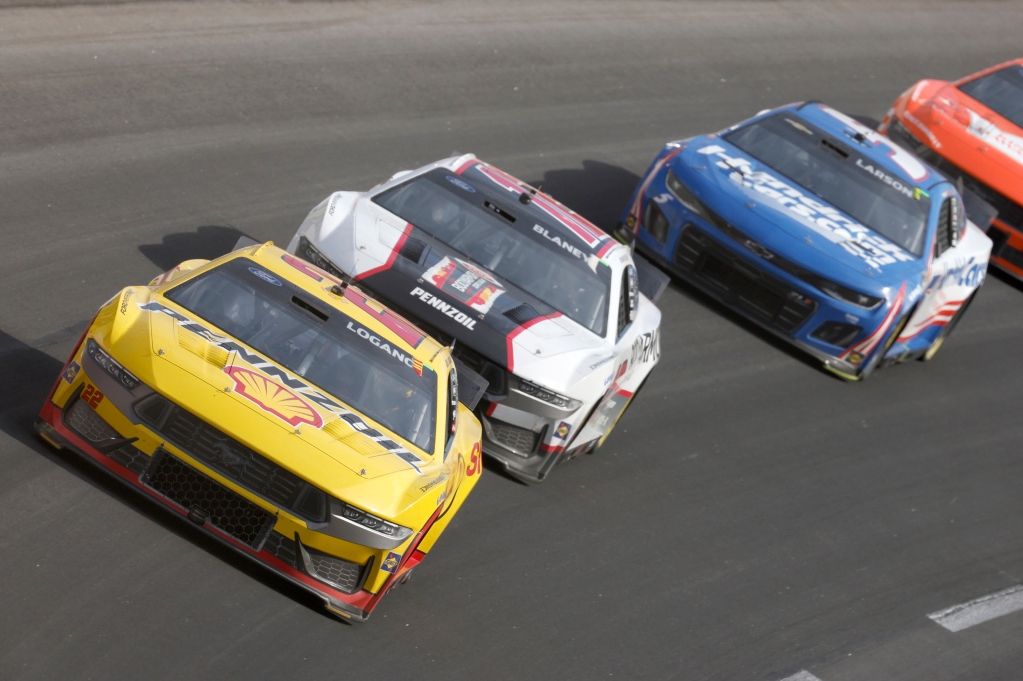 Team Penske has two shots at rare feat of three straight Cup Series ...