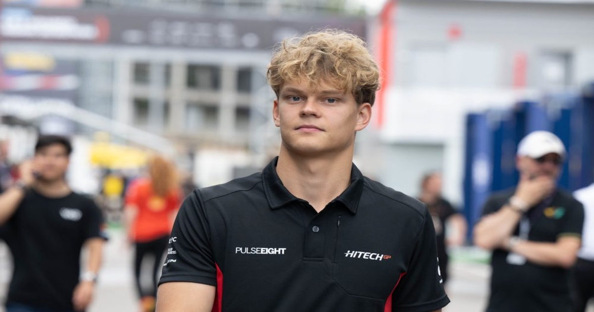 Alpine signs F2 title contender Aron as reserve driver | RACER