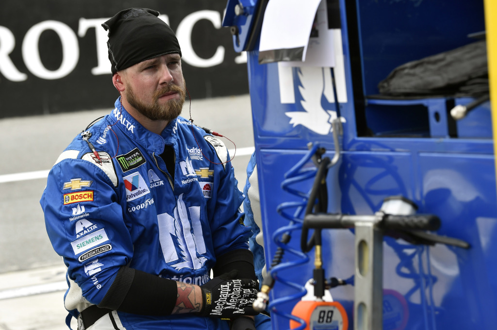 Hendrick crewman Harrell, wife killed in car accident on honeymoon | RACER