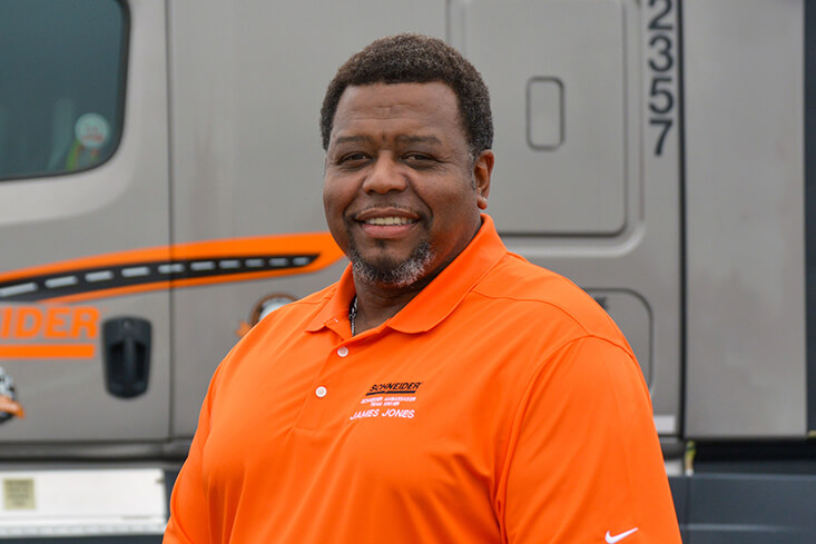 Dry van trucking jobs | Schneider