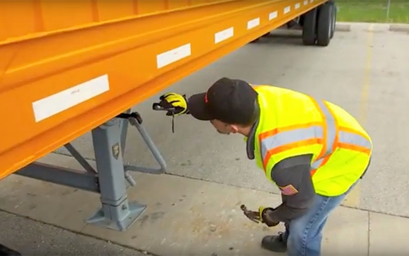 Essential safety and defensive driving tips for truck drivers