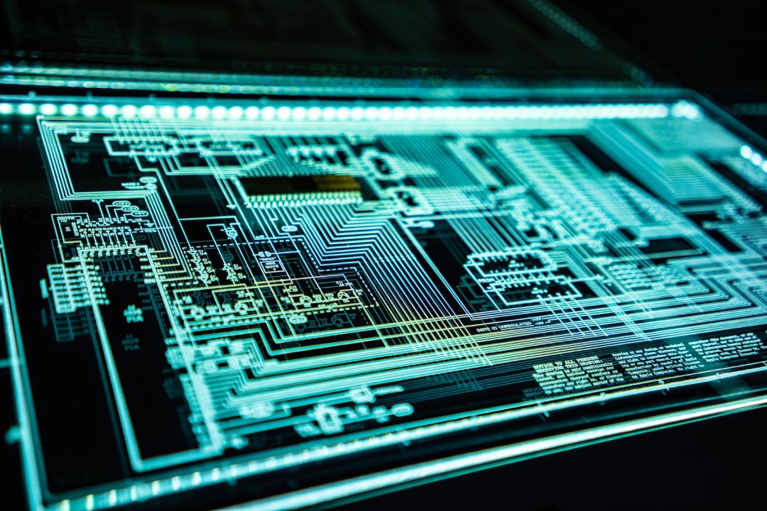 Are These the Best Tech Stocks to Buy? [2025] | Stake