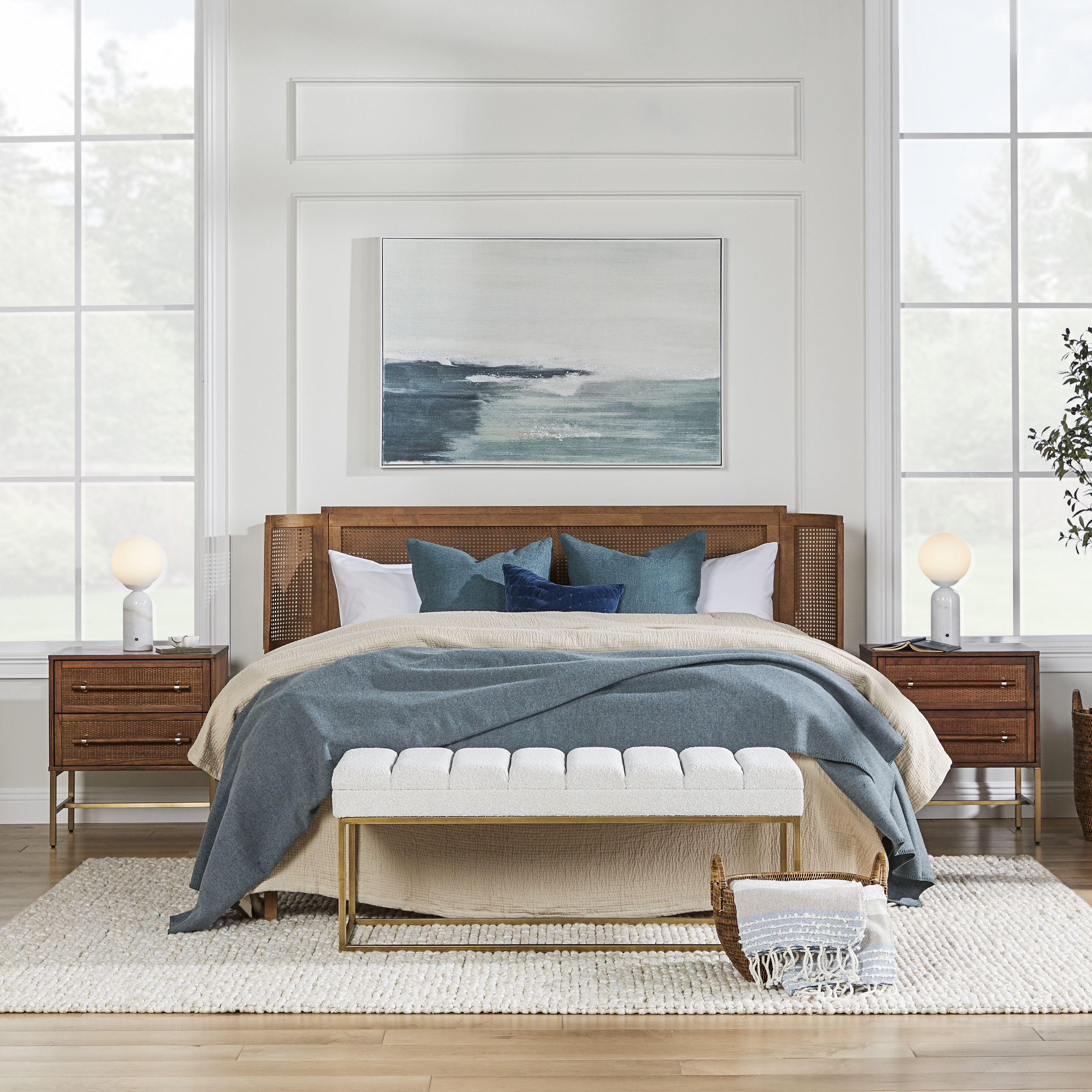How to Arrange Pillows on a Bed - Bed Bath & Beyond
