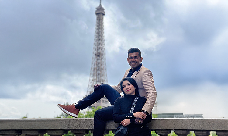 Executive Diamond Nantha Kumar & Chai Ni