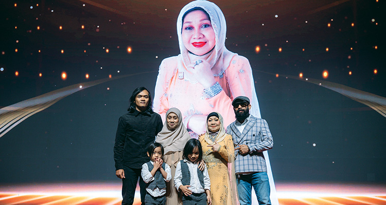 双钻石 Zainab Ahmad & Mohd Salleh