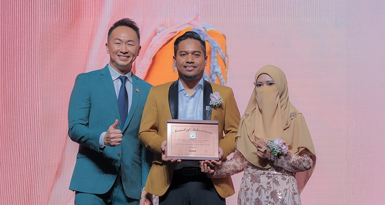 Founders Diamond Nazihatul Solehah Ismail & Mohd Khairi Tajudin