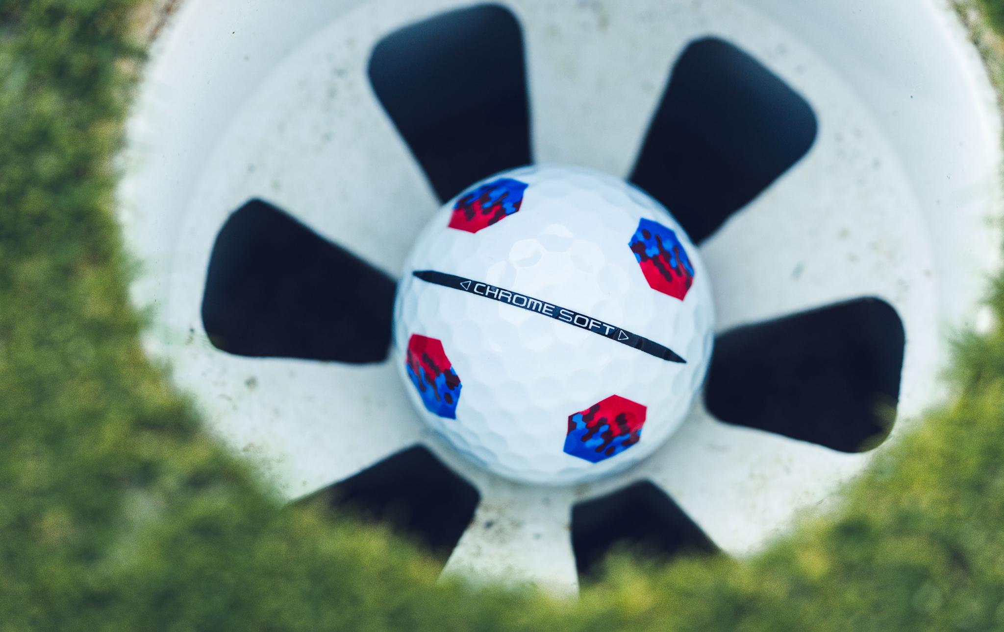 Chrome Soft TruTrack Golf Balls | Callaway Golf