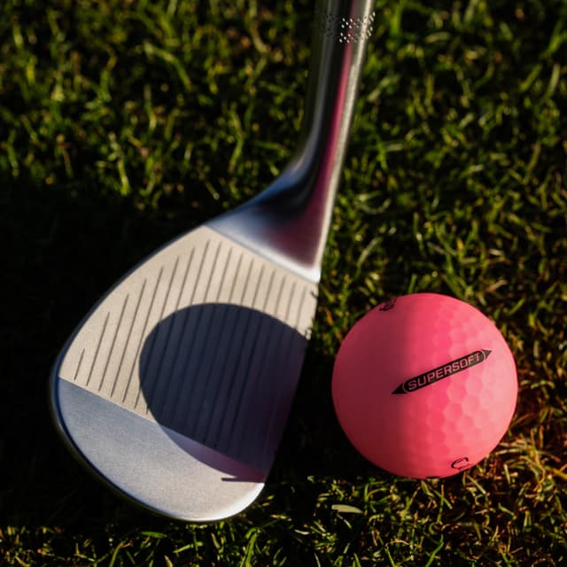 Callaway Supersoft Matte Pink | Golf Balls | Callaway Golf